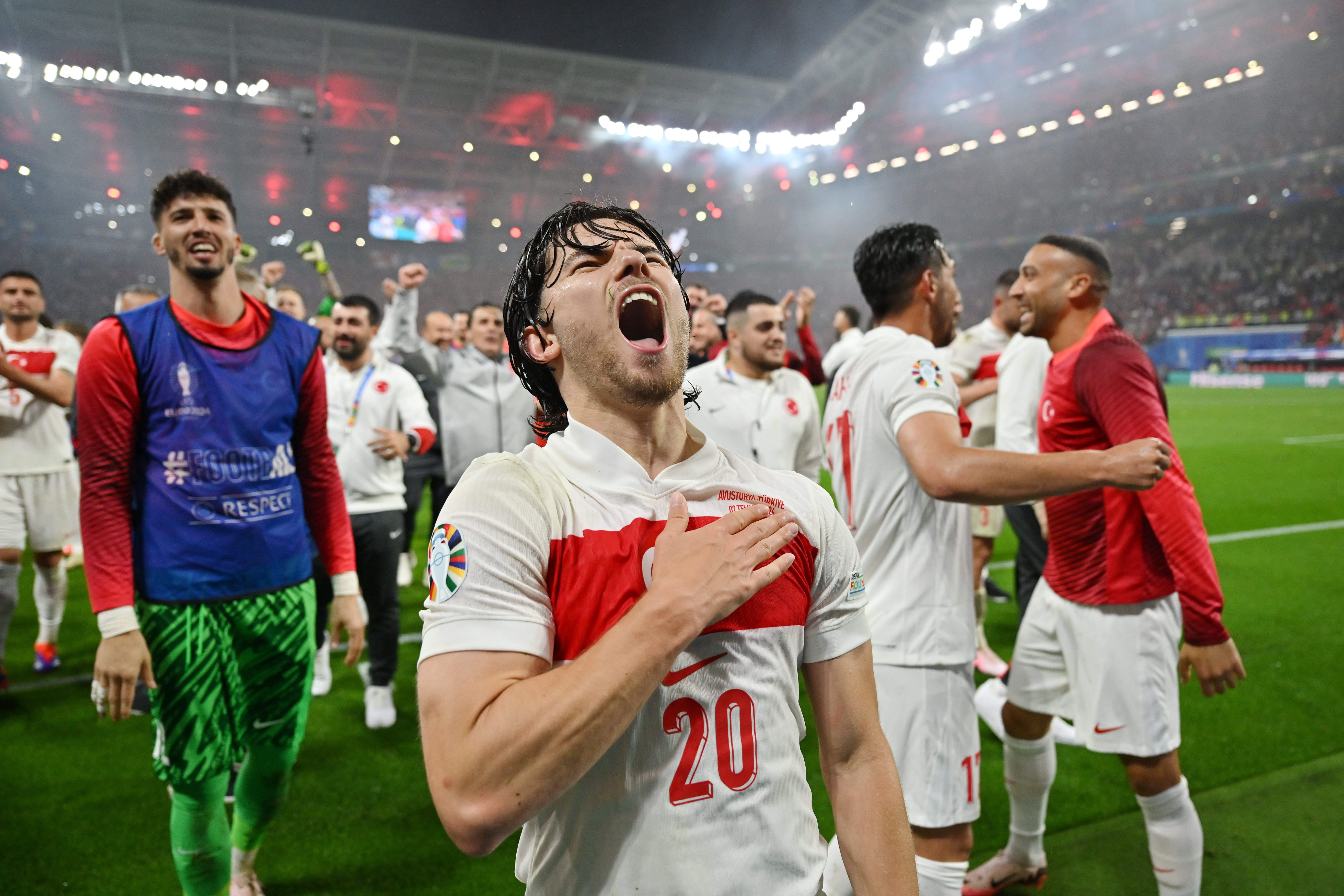Turkey team and staff ordered 300 doner kebabs after Euro 2024 win over ...